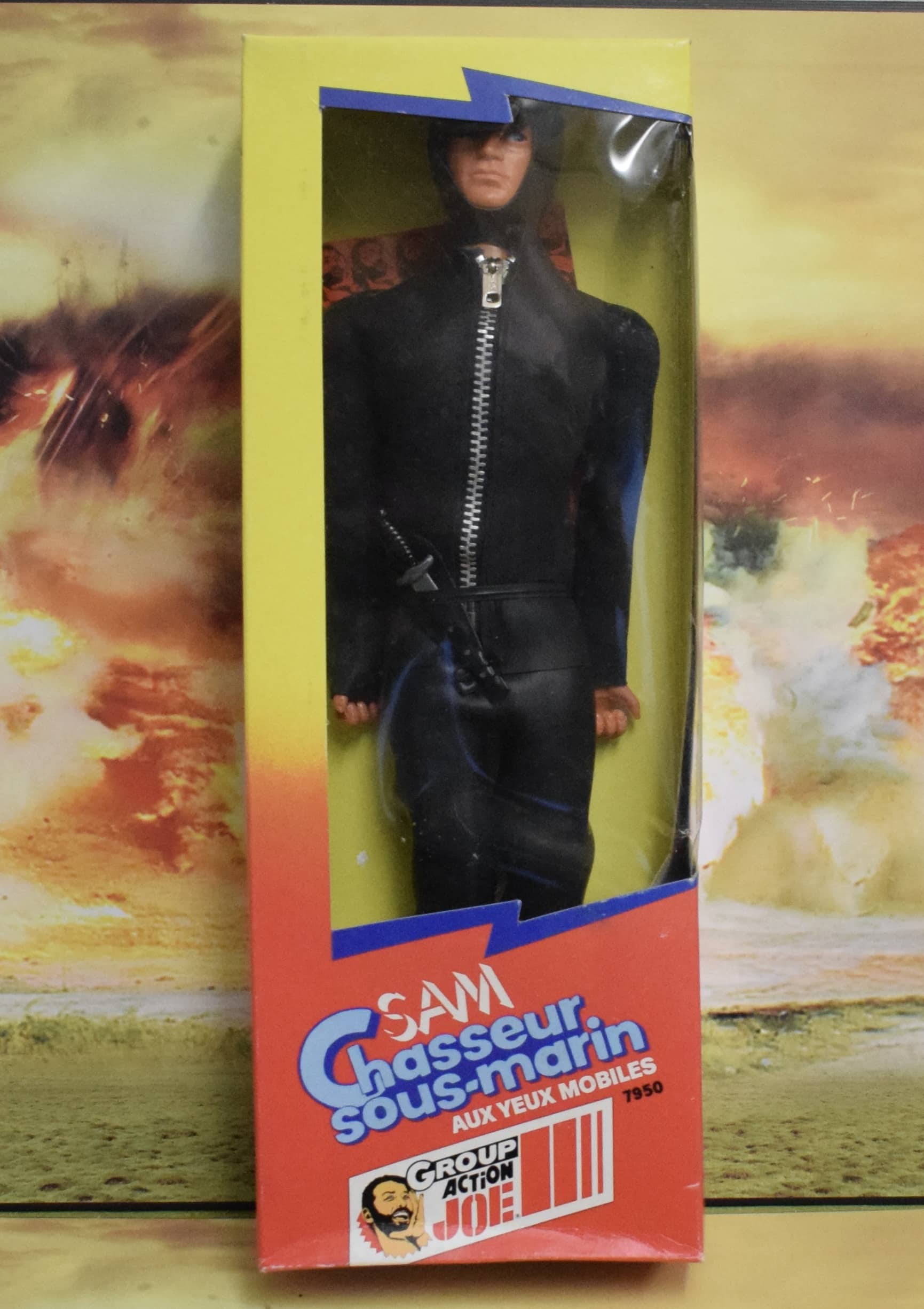 Group Action Joe Sam Chasseur Sous-Marin Aux Yeux Mobiles 7950 - Eagle ...